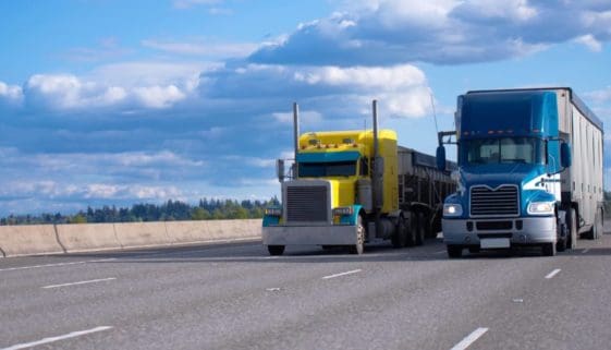 Automatic Vs Manual Transmission For Semi-Trucks | What Do You Prefer?