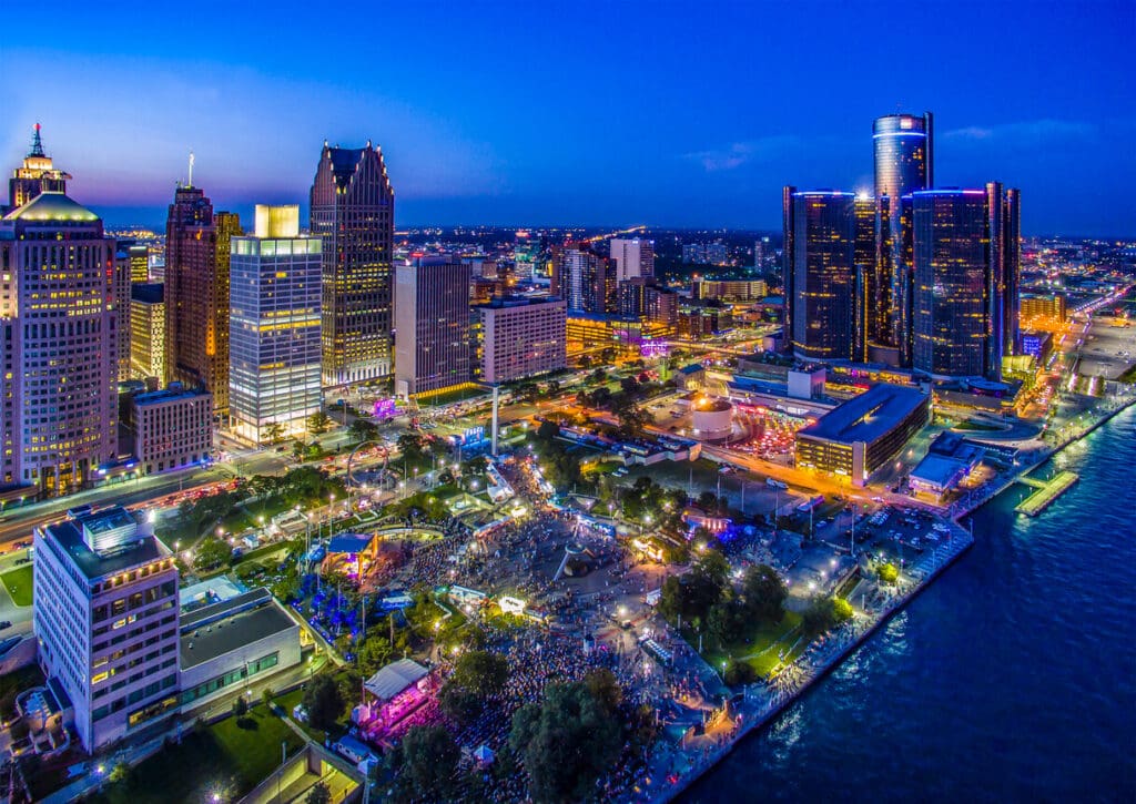 Detroit_to_Test_ElectricallyCharging_Roadways – TopMark Funding